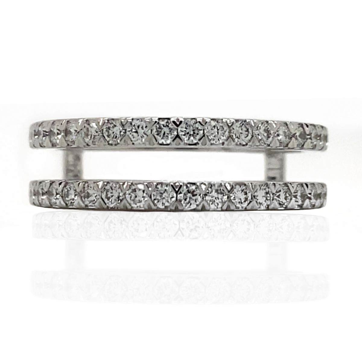 Diamond Designs White 18 Karat Gold Wedding Band Insert Size 7